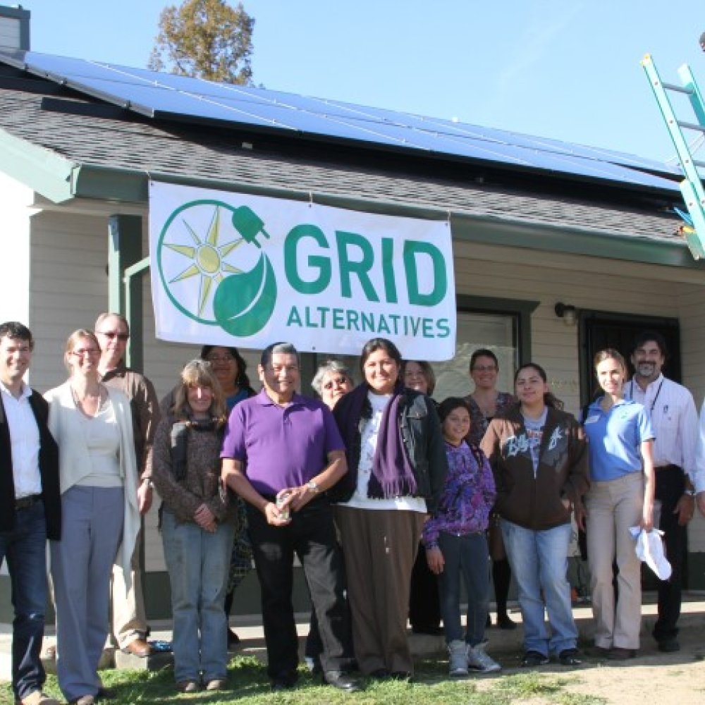 GRID accepts EPA "Climate Change Champion" award | GRID Alternatives