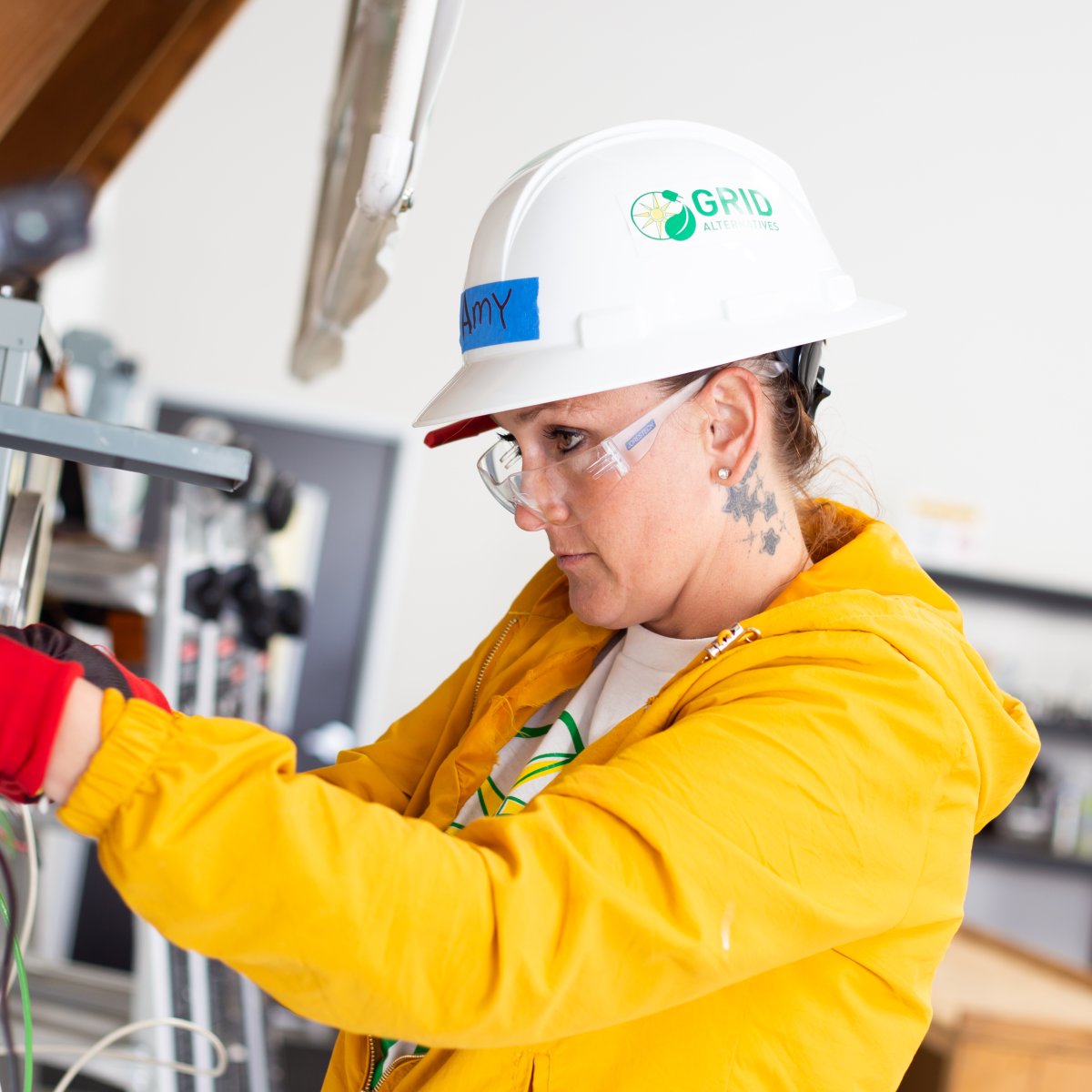 Training for Women in Solar | GRID Alternatives