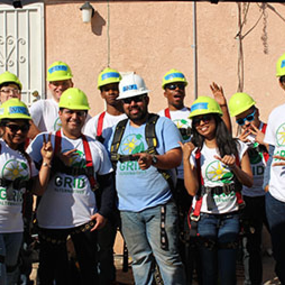 Sunrun Employee Volunteers Bring Some Sunshine in South Los Angeles ...